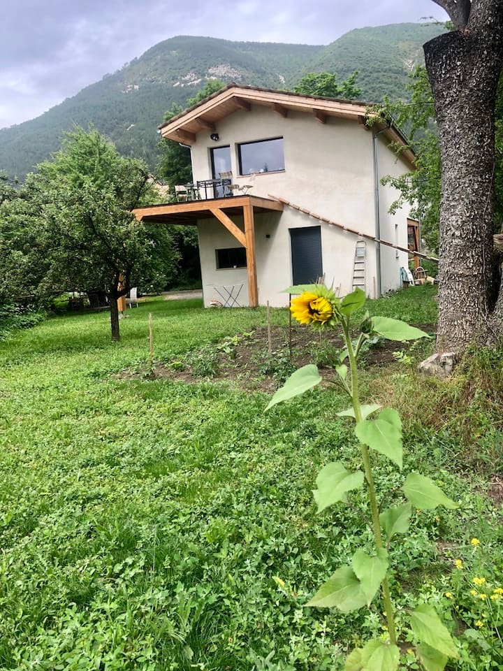 Maison Isolée En Plein Village - Saint-André-les-Alpes