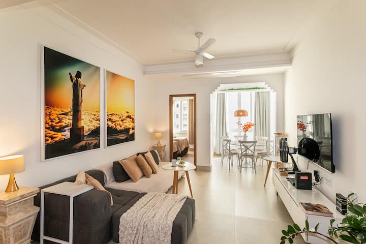 Oasis Of Tranquility In Lively Copacabana Beach - Ipanema
