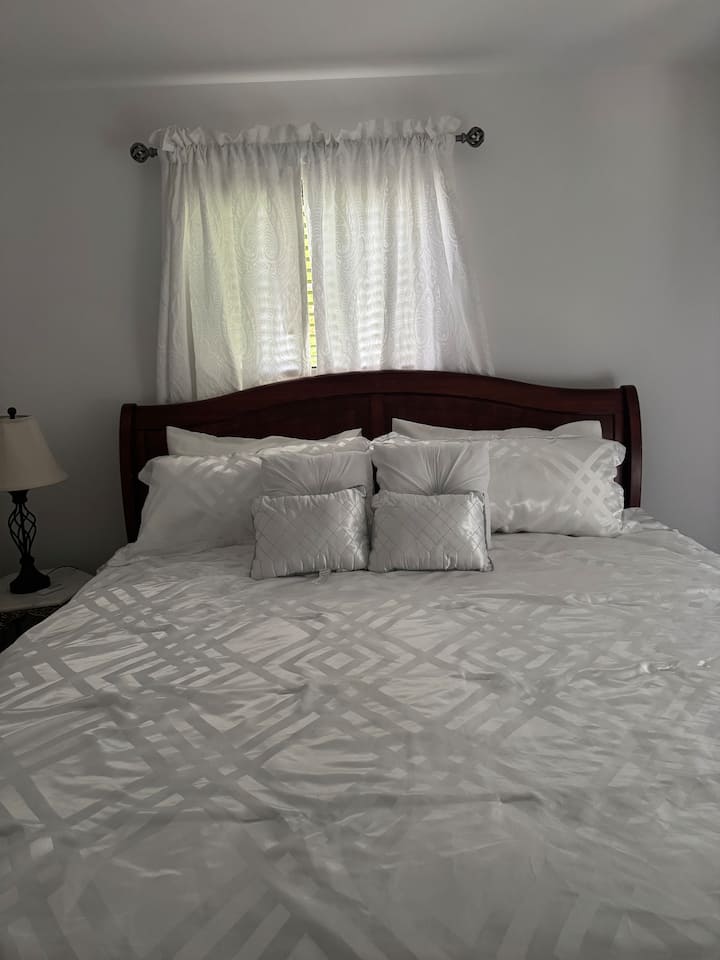 Peaceful Room - Waldorf, MD