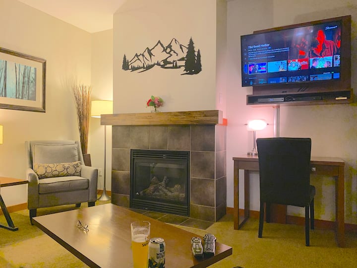 Breathtaking Mountain Views - Canmore