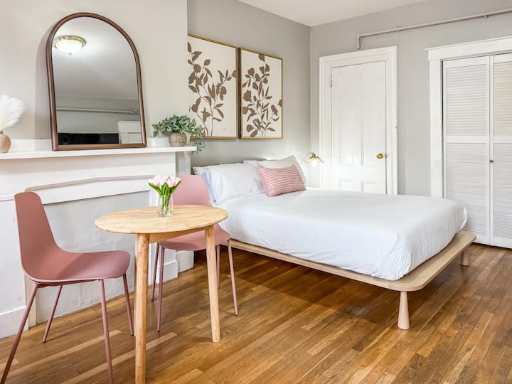 (W9) Studio In South End Boston, Prime Location - Boston, MA