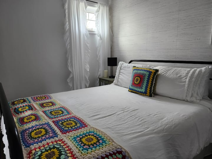 Eli's Place /Located In Historic Bonavista Nl - Bonavista