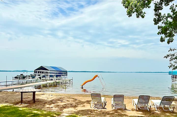 Mn Cabin Escape.  2 Cabins On Exclusive Dl Shore - Detroit Lakes, MN