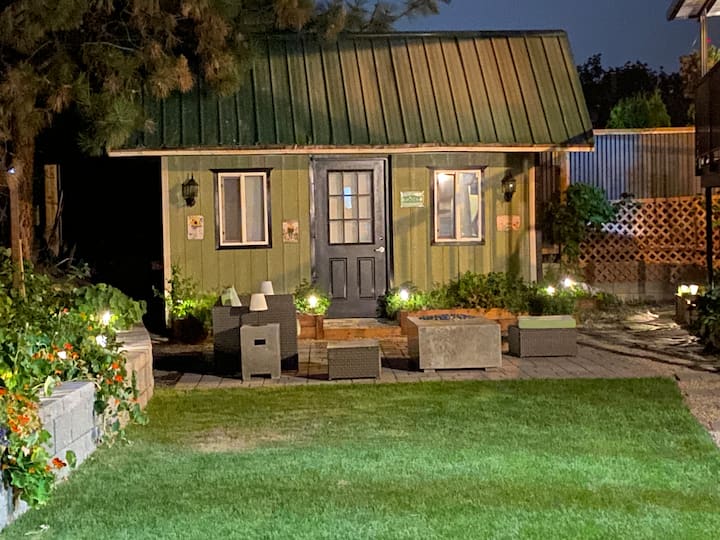 The Beach House - Peachland