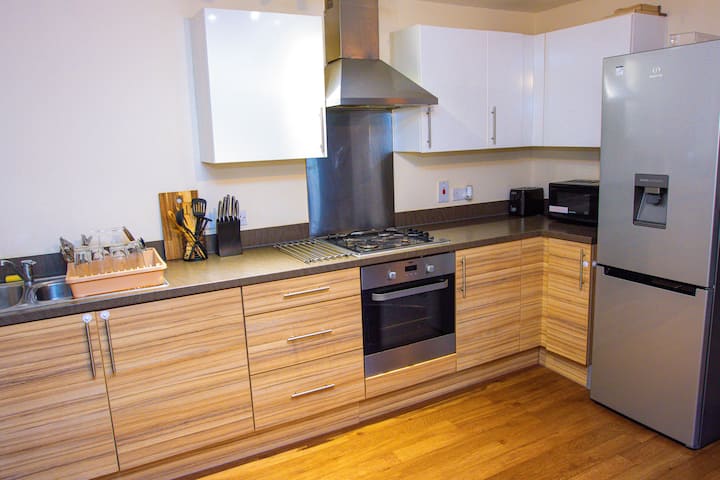 Sianavi Apartments - Charles Court, Kettering - Kettering