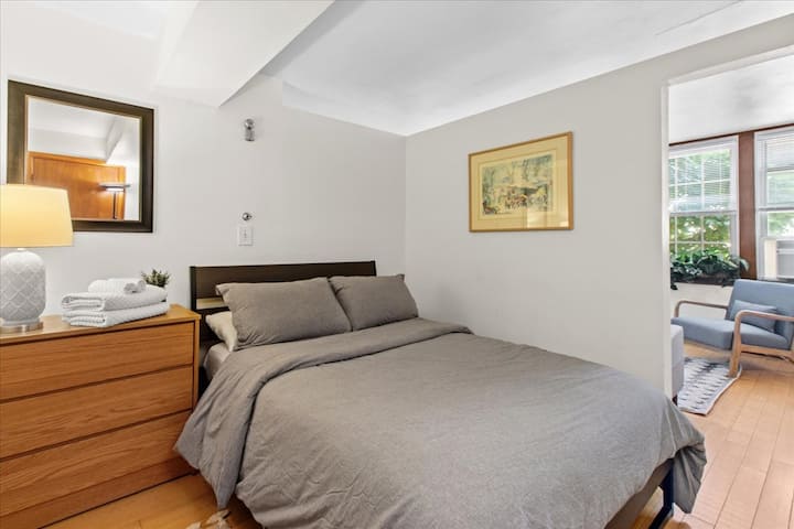 Private Student Apt. Near Yale - Utilities & Wifi - New Haven