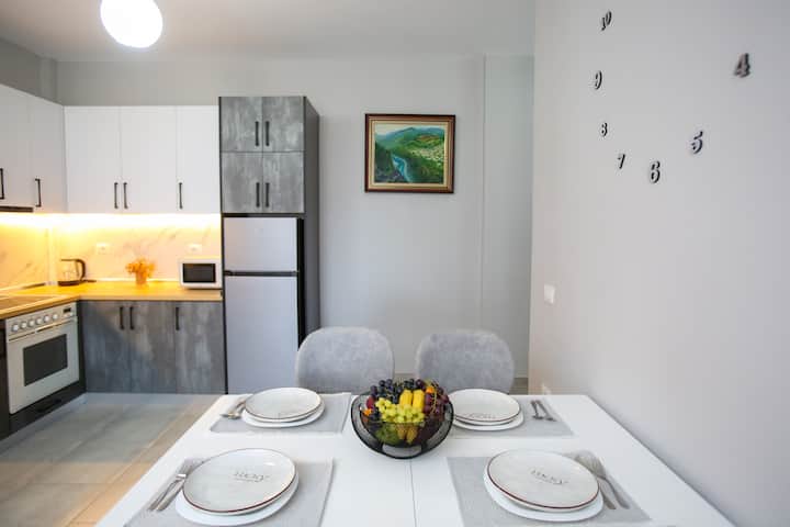 Aysel Apartament 7 Lungomare - Vlora