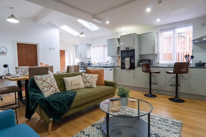 Long Stay Discount 4 Contractors 7bed Nec, Bhx Jlr - Sutton Coldfield