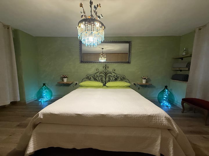 Casa Del Borgo: Appartamento Immerso Nel Verde A/c - Varenna