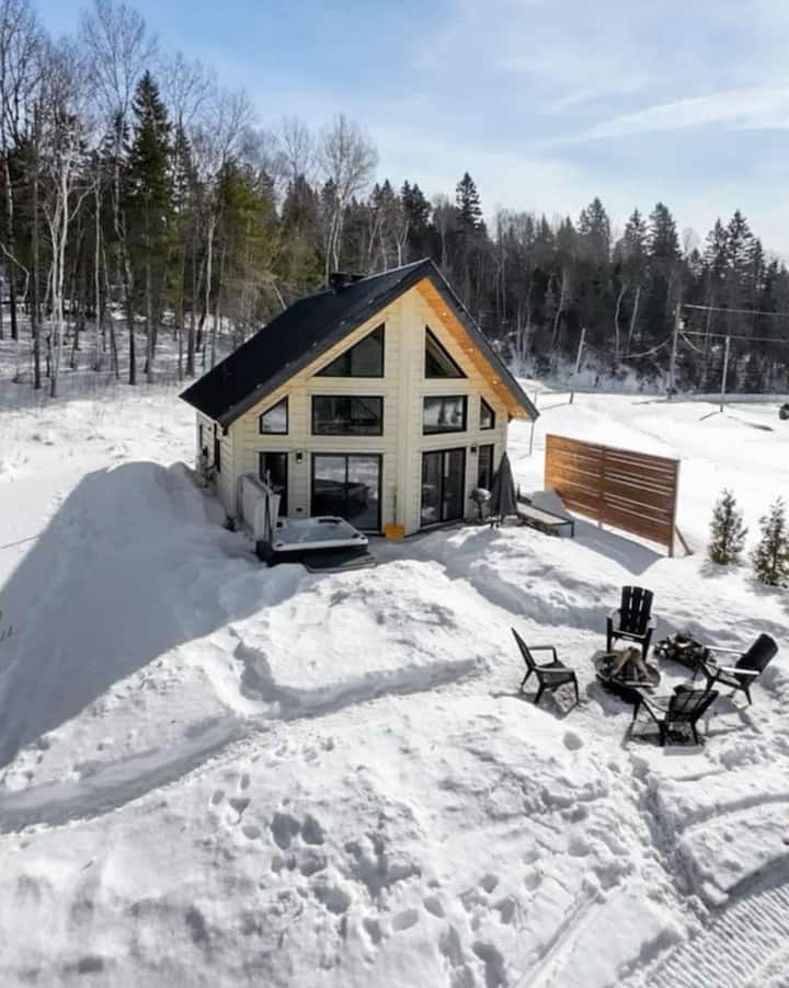 Chalet Pour 6  Lac St-jean: Quai, Paddle, Spa - Alma