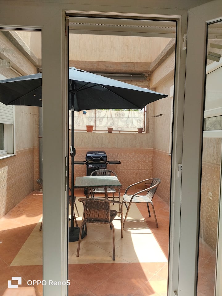 Charmant Et Pratique - Oran