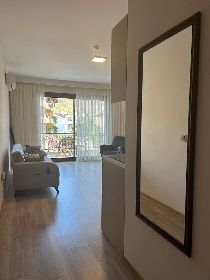 White Suites Içmeler 5. - İçmeler