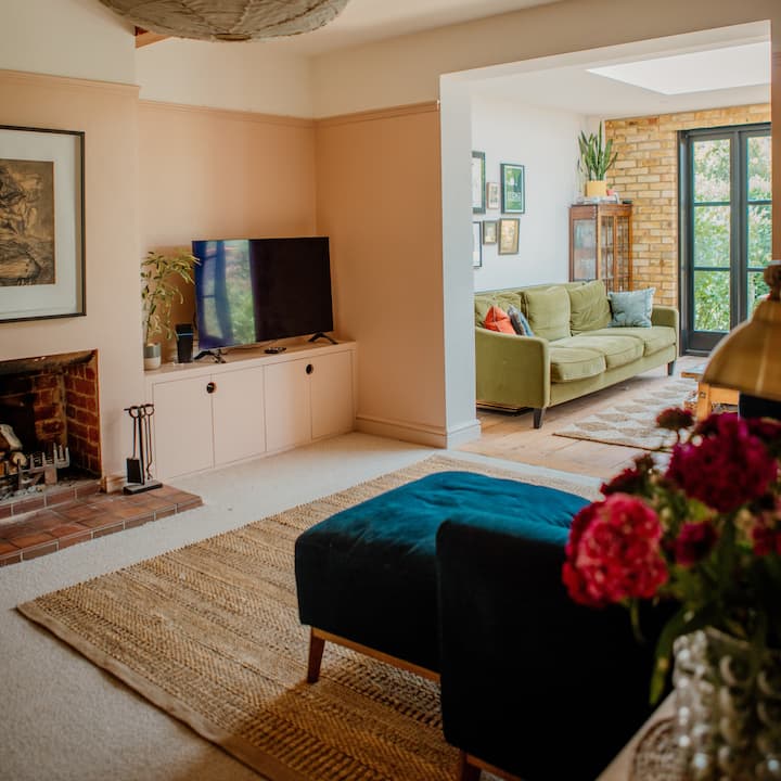 Large House & Garden In Hertford - Stevenage