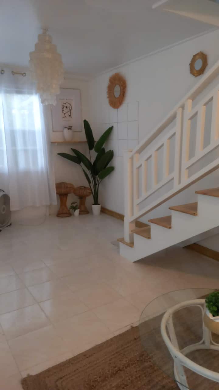 Cheap Lofty Cozy Place With Ac - Bridgetown