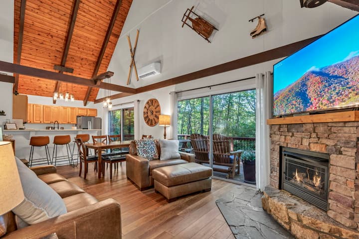 Mtn House •Hot Tub • Firepit • | 5br 3ba W/ Ac - Beech Mountain, NC