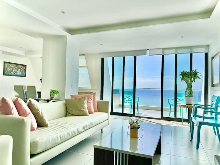 Moderno Y Exclusivo Apartamento Con Vista Al Mar - Manta