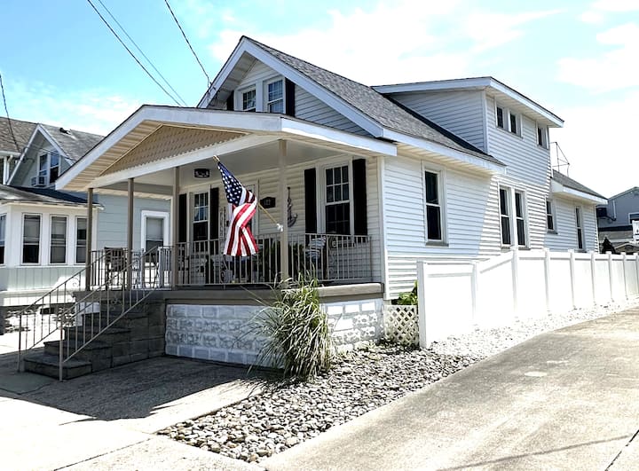 Sunny 3-bedroom Beach Retreat Wildwood Crest Nj - Wildwood, NJ