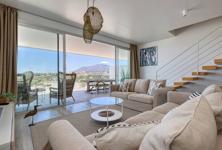 Stunning Three Bedroom Townhouse With Great Views! - Benahavís