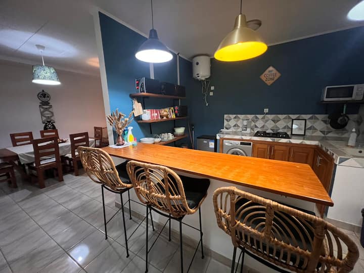 Appartement Spacieux Et Confortable Avec Jardin - 自由市