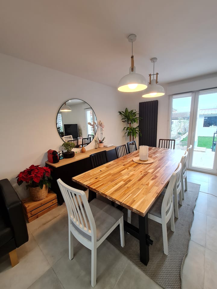 Maison Spacieuse 6 Pièces Avec Grande Terrasse - Massy