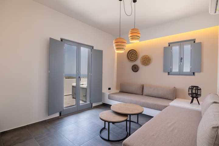 Bonsai Panoramic Suite No 4 - Prive Jacuzzi & Pool - Santorini