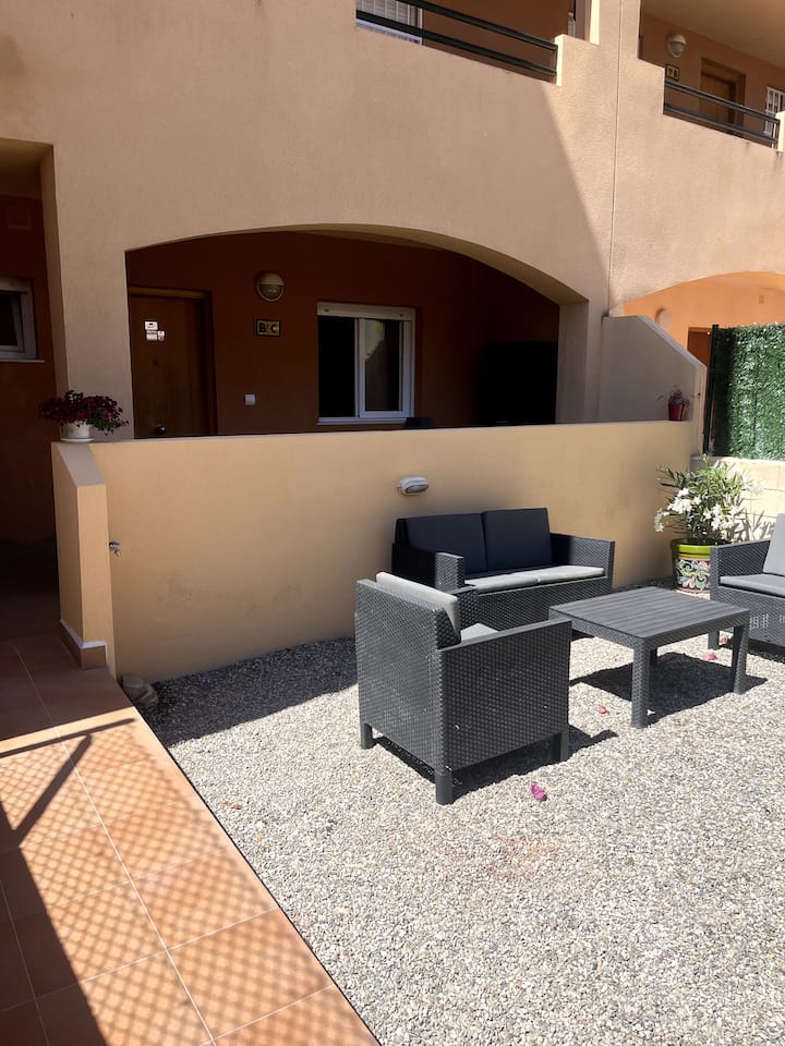 Excelente Piso Vacacional En Vera Playa - Vera