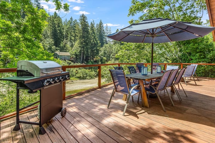 Lazyriverlodge~lovely Dock Side Cabin W/httub/gmrm - Guerneville, CA