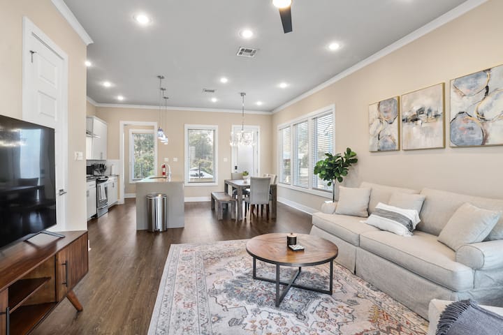 Family Ready Kitchen 3br/2.5baths - Baton Rouge, LA