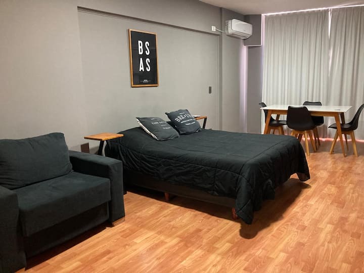 Precioso Departamento En Avenida - Buenos Aires