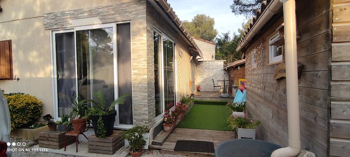 Chalet 45 M2 Sur Terrain De 200 M2 - Le Castellet