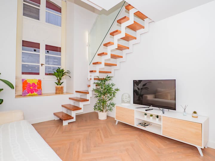 Policarpo Sanz 1, 402 By Ybh - Vigo