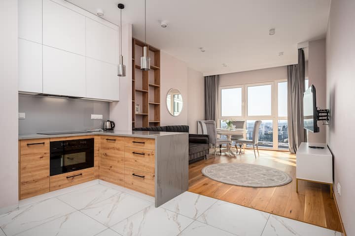 Wola Tower 3 Rooms 80m2 On 16th Floor With A View - Varsovie