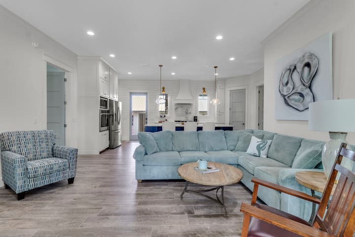 The Foley House | Beach | Owa | Sports | Shops - Foley, AL