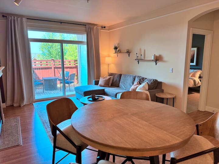 2br 2ba | Perfect Getaway | Condo In Renton - レントン, WA