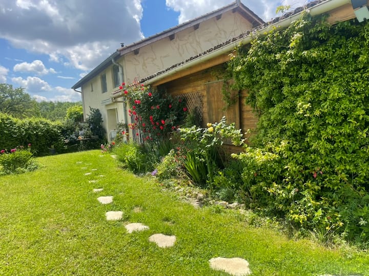 Studio Cosy Plain Pied Avec Vue Dégagée - Pérouges