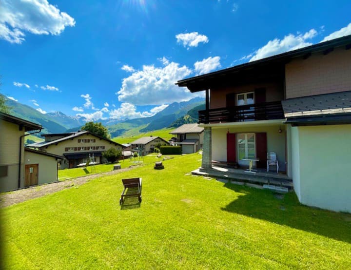 Swiss Alpine Hideaway - Sedrun