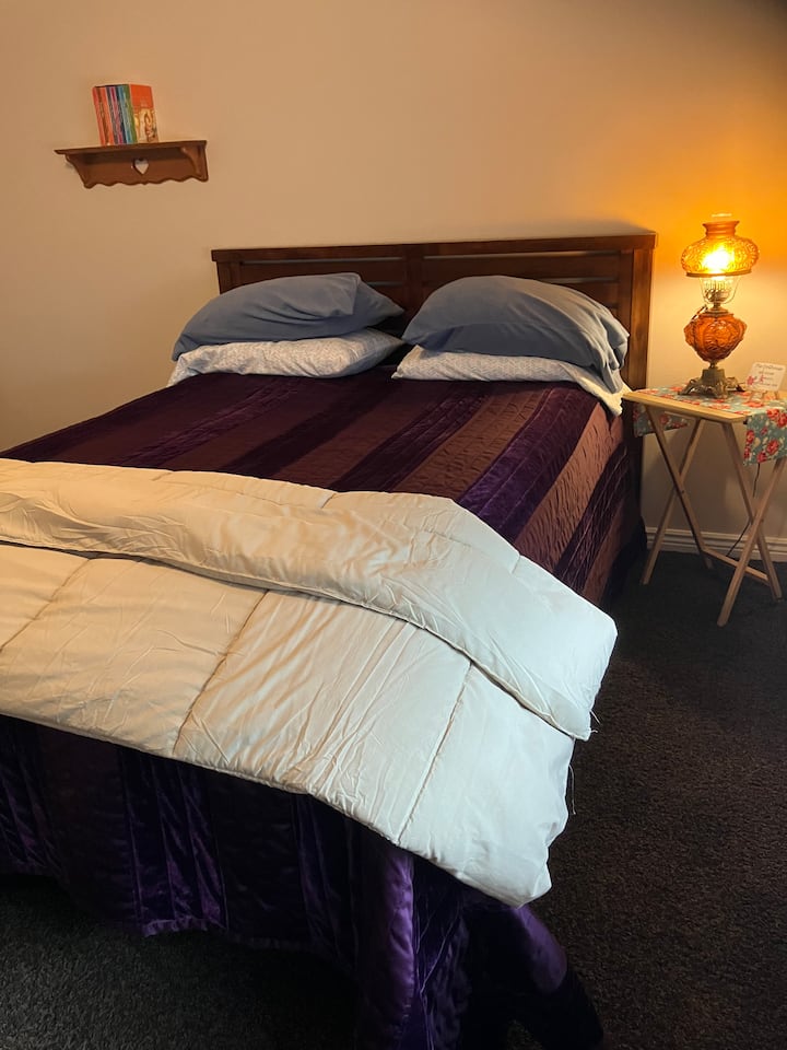 1 Of 4 Rooms By Renee: The Dollhouse - Cedar City