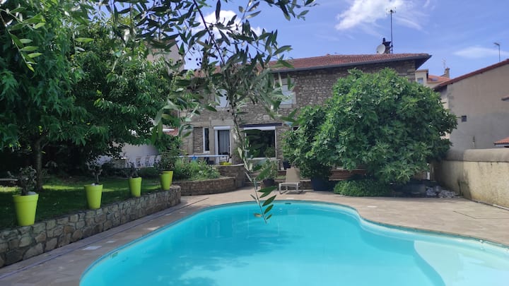 Ferme Rénovée Piscine, Sauna Et Bain Nordique - Lorette
