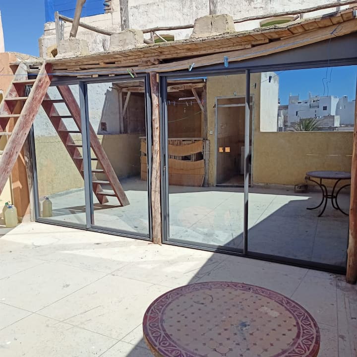 Salon Terrasse Partagé 4 Personnes - Essaouira