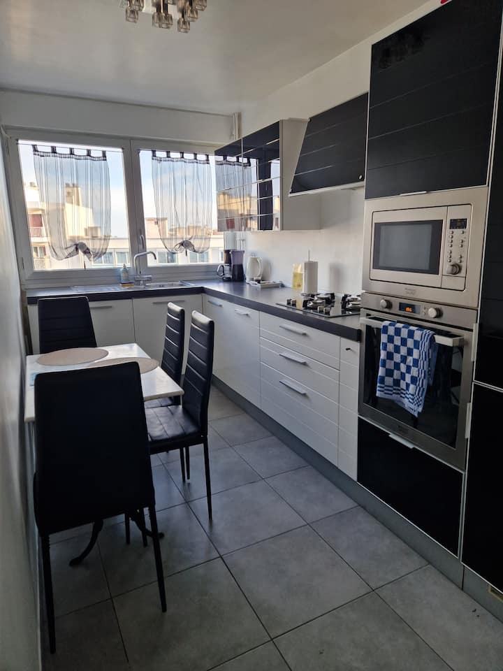 Jolie F2, Clim Parking, Proche Mer Et Aéroport - Nice