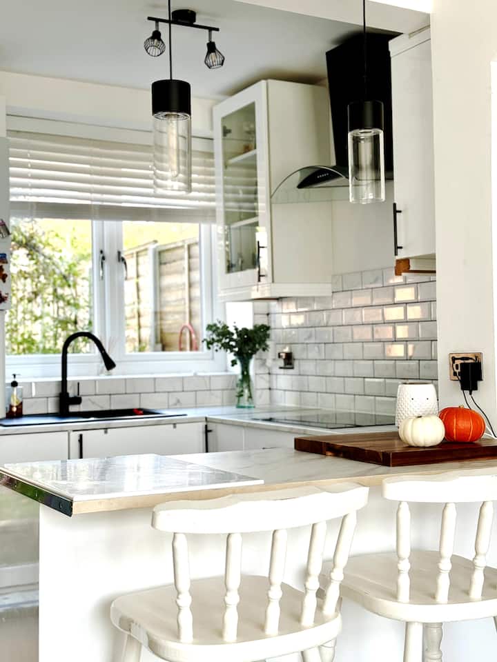 Modern House 3-bed In London - Londra