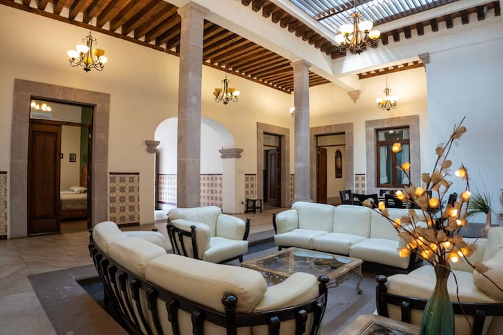 Casa Colonial En Centro Histórico - Morelia