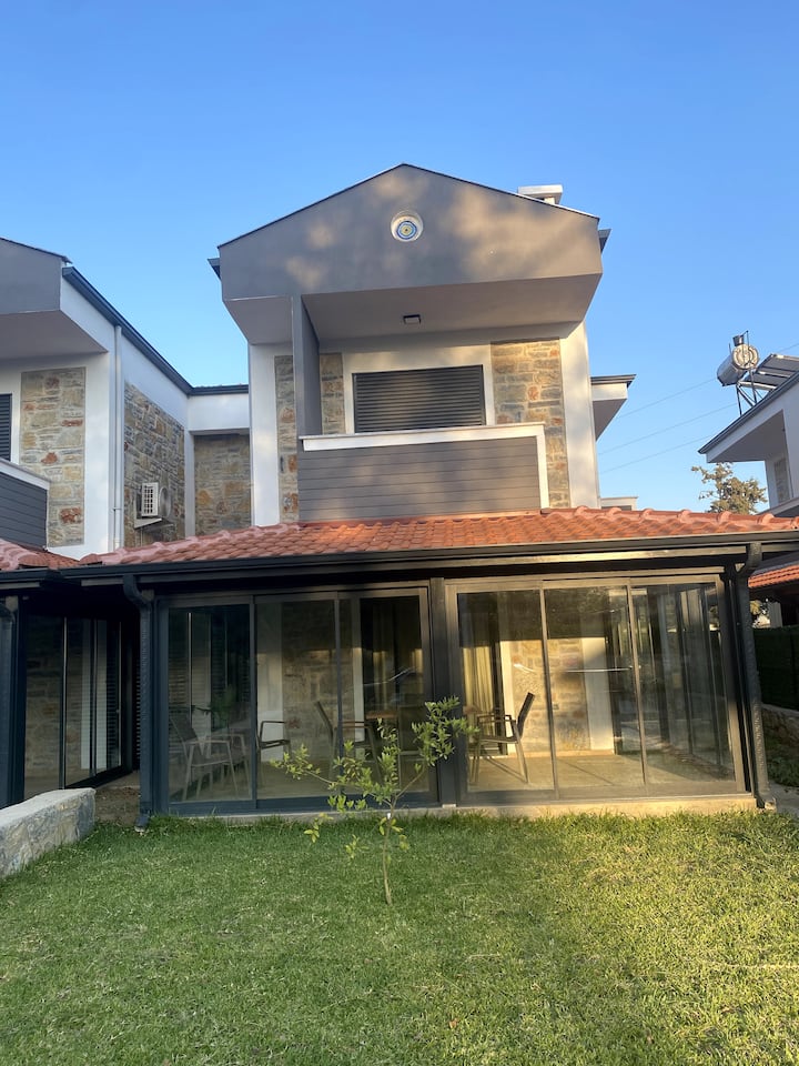 Datça'da 2+1 Müstakil Bahçeli Villa - Datça