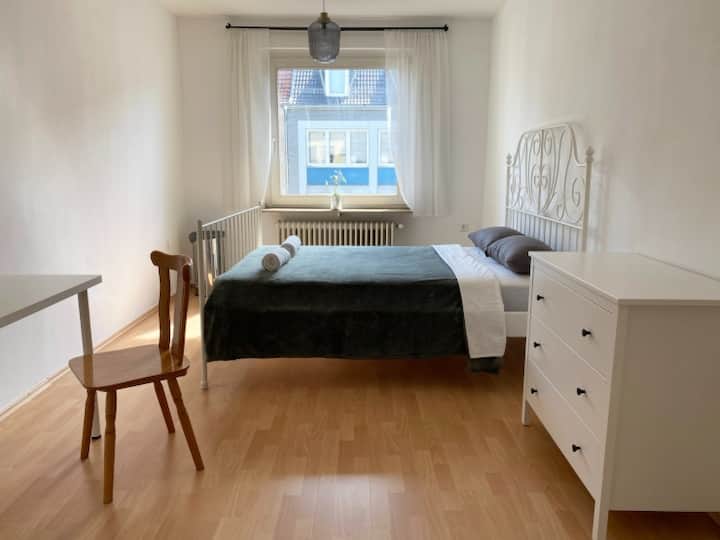 An Apartment In The Center! - Düsseldorf