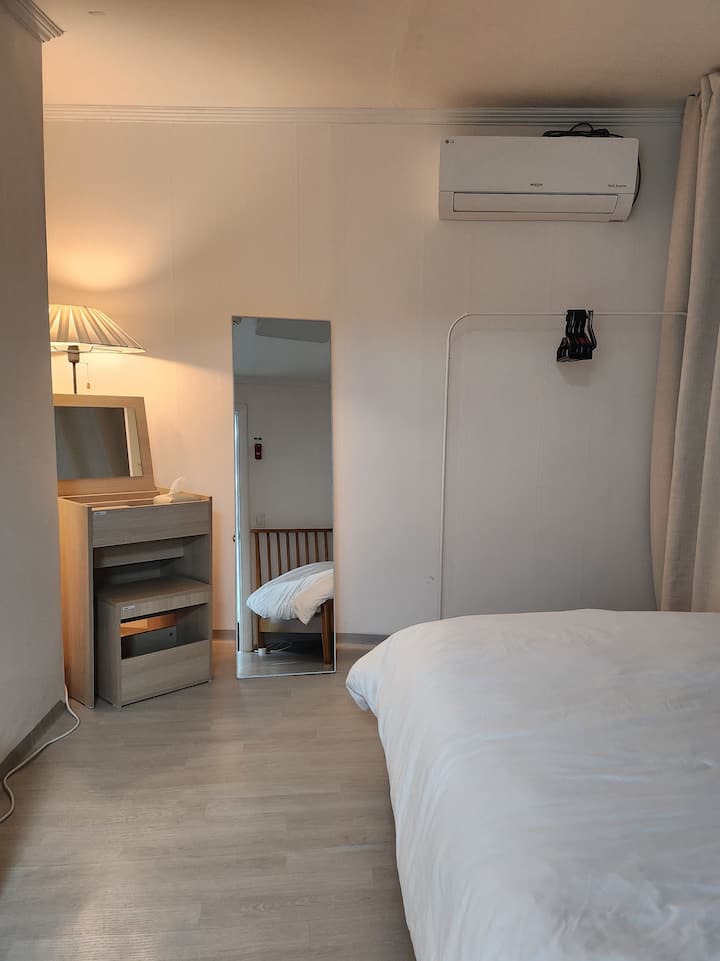 Comfy House, Flexible Time - South Korea