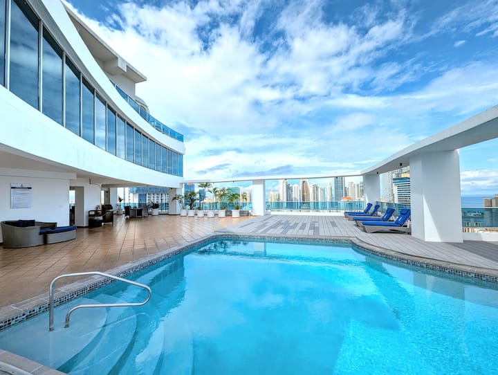 Yc 2301c L Apartament 2br Av. Balboa - Panama City