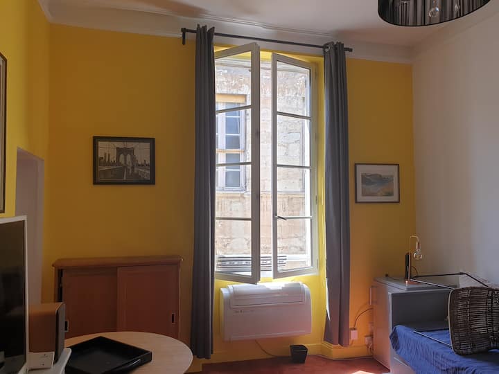 Studio Calme, 200m Du Palais - Avignone