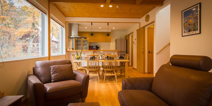 Cascade Chalet - Hakuba