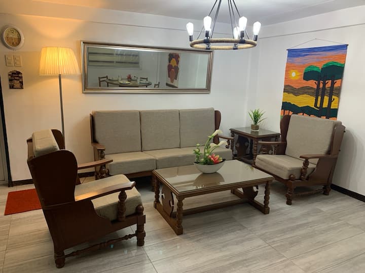 Casa Remedios' Cozy One Bedroom Home At Camp 7 - Baguio