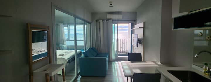 海景芭堤雅中心海滩美女帅哥网红小红书无边泳池超级海景房东带玩近步行街Soi6好莱坞 - Pattaya City